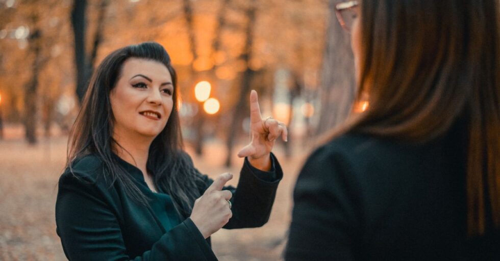 ASL Certificate Programs: Get Certified in American Sign Language 2023|
